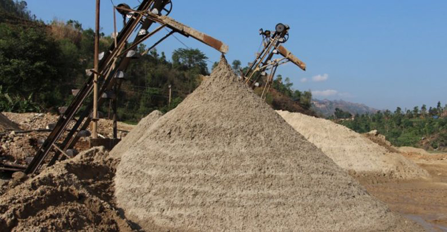 क्रसर र फिरफिरे सञ्चालनका लागि नयाँ मापदण्ड, नदी धमिलो वनाए कारबाही ...