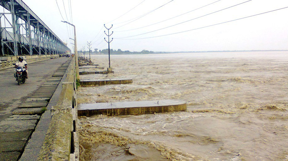 Water level in Koshi highest of the year « Dainiki