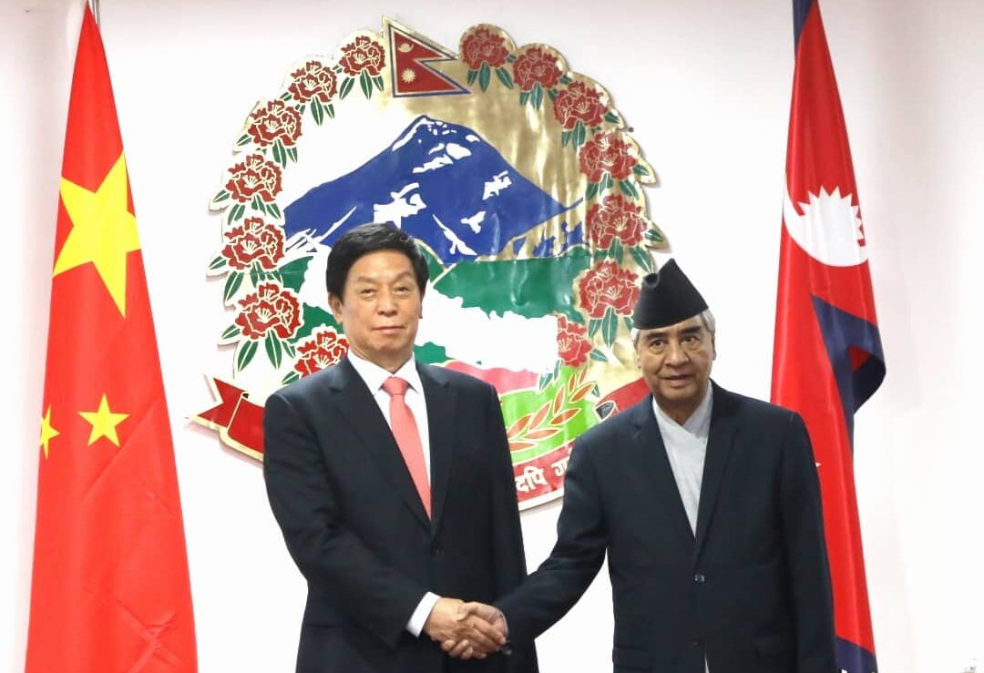 प्रधानमन्त्री देउवासँग अध्यक्ष ली को शिष्टाचार भेटवार्ता सिंहदरबारमा ...